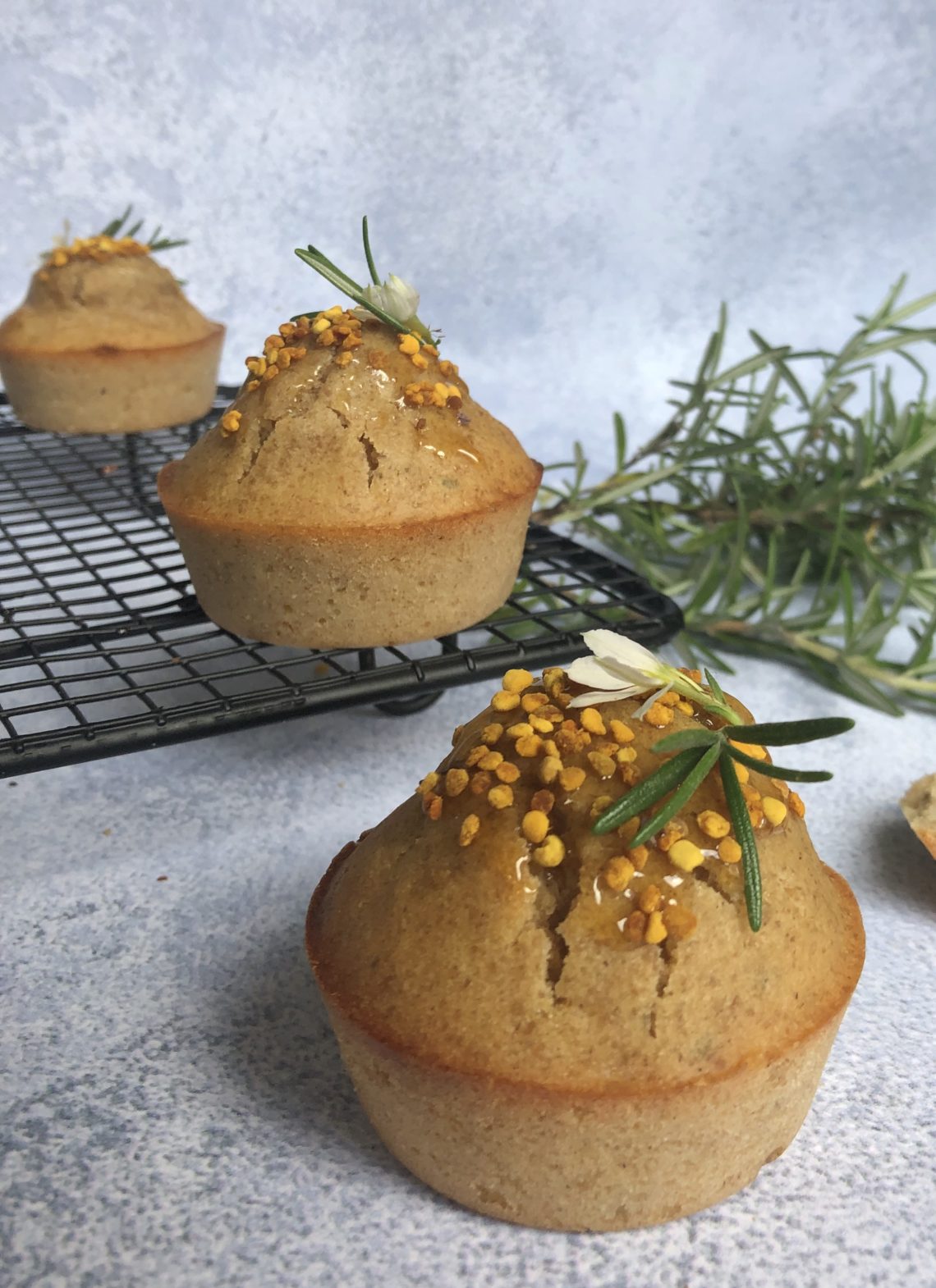 Muffin fleur d'oranger, miel et romarin au levain - Toque de Choc